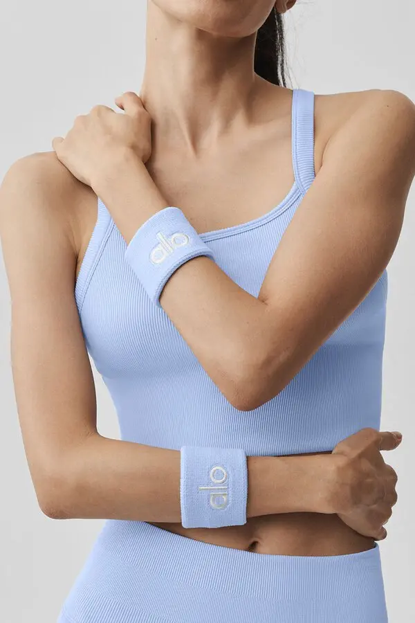 Alo Yoga Glow Wristband - Light Provence Blue/white