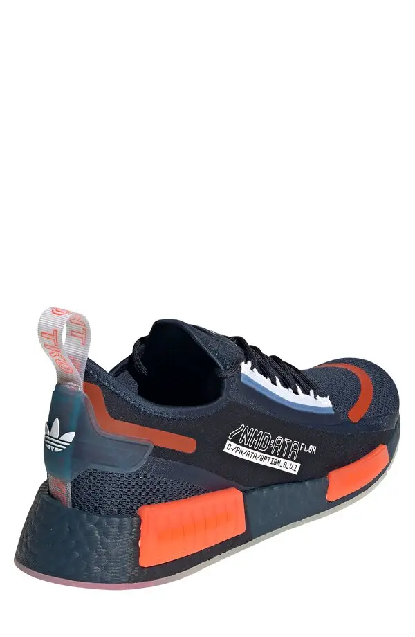 Adidas Nmd R1 Spectoo Sneakers