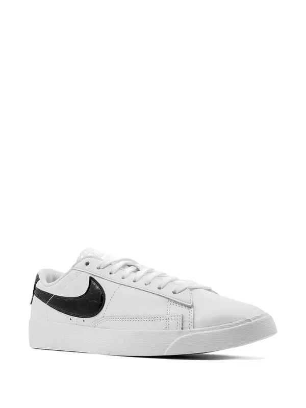 Nike Blazer Low Croc Sneakers