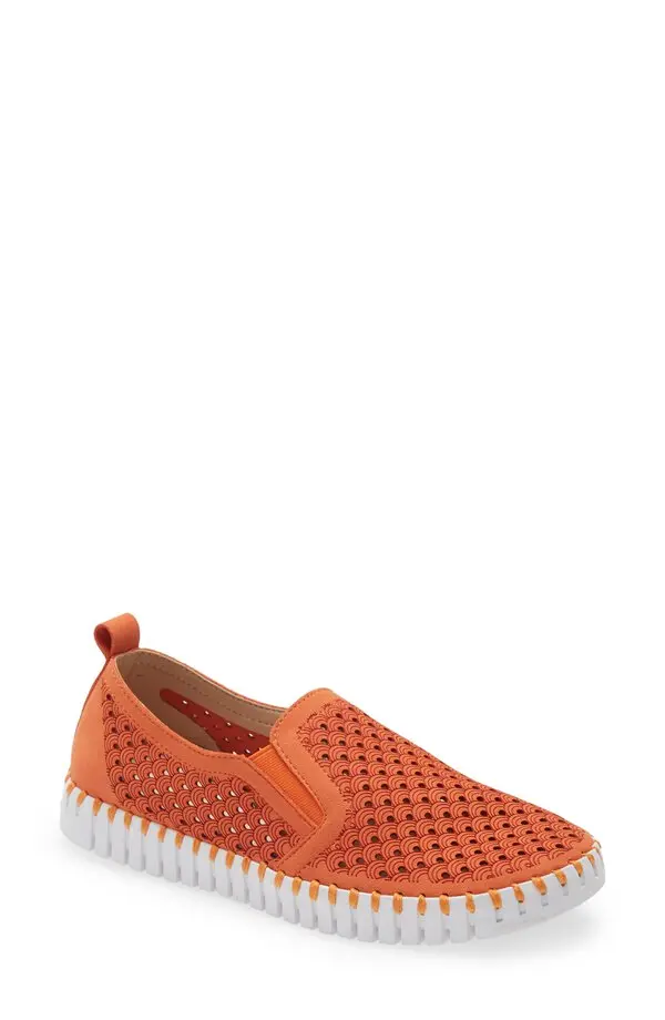 ILSE JACOBSEN Tulip Perforated Slip-on Sneaker - Camelia