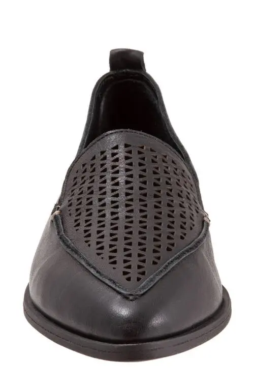 BUENO Blazey Pointed Toe Flat - Black Leather