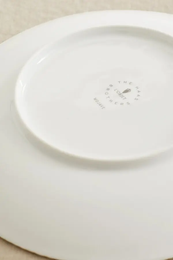 L'Objet Haas Brothers Mojave 27cm Gold-plated Porcelain Dinner Plate - White