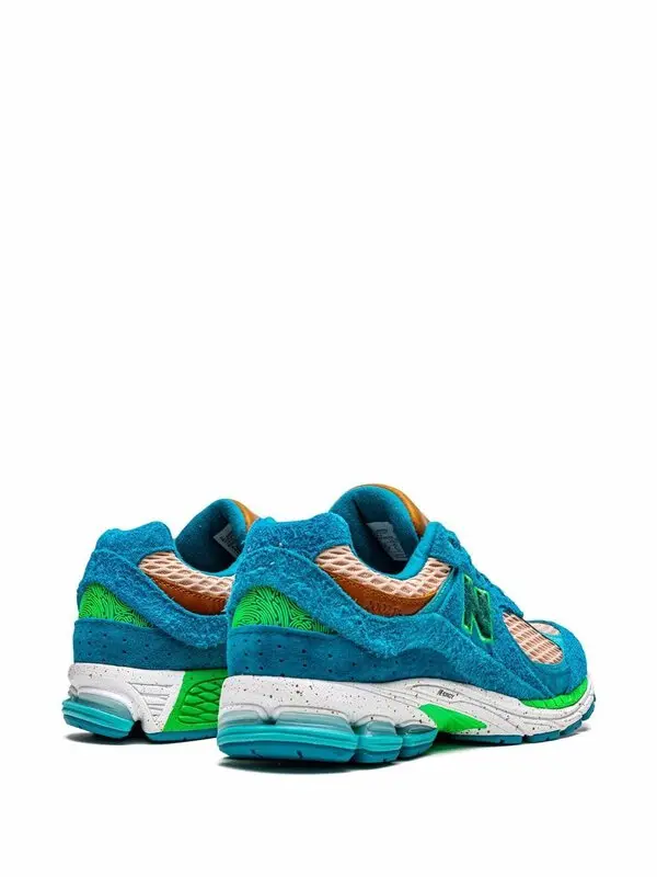 NEW BALANCE X Salehe Bembury 2002r Water Be The Guide Sneakers - Blue