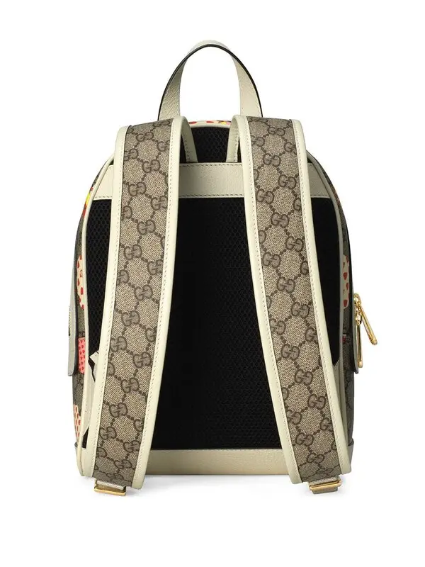Gucci Valentine display picture 2