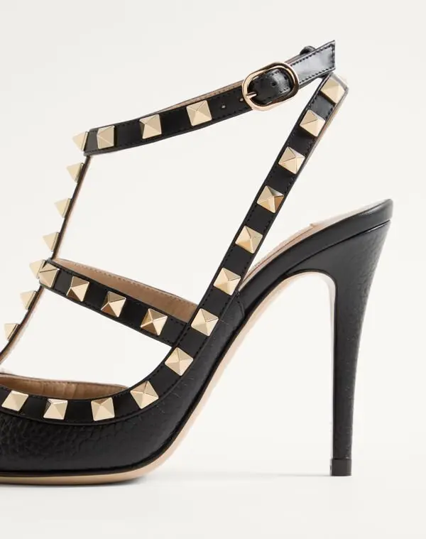 Valentino Garavani Rockstud Ankle Strap Pumps - Black