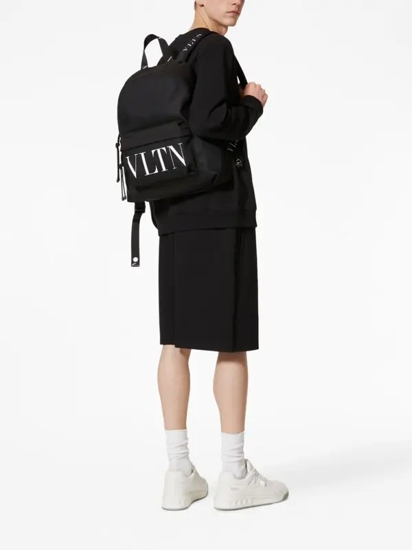 Valentino Garavani Vltn Zip-up Backpack