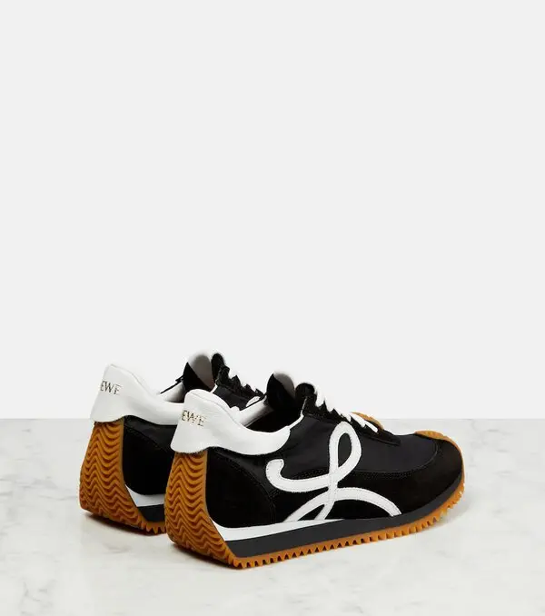 Loewe Flow Runner Sneakers - Black