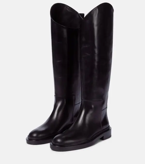 JIL SANDER Leather Riding Boots - Black