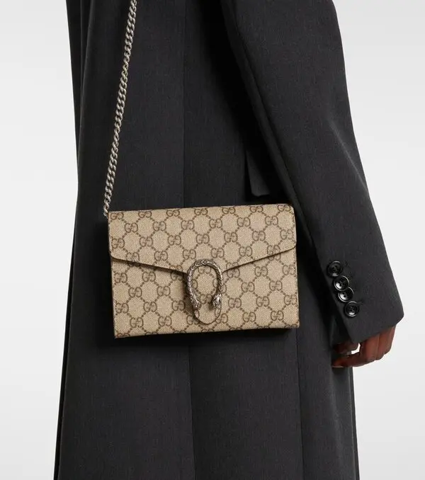 Gucci Dionysus Gg Supreme Clutch