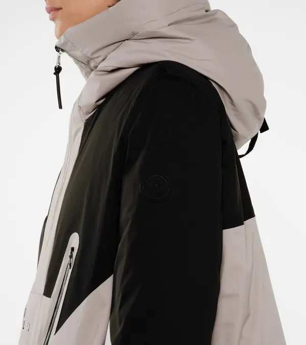 Moncler Iberis Hooded Half-zip Down Jacket - Black