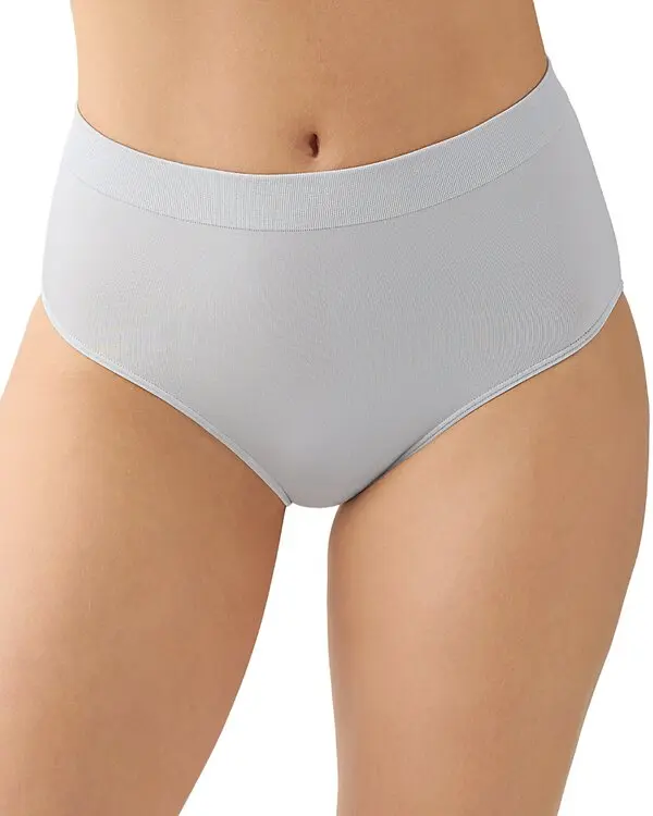 Wacoal B. Smooth Seamless Briefs - Micro Chip