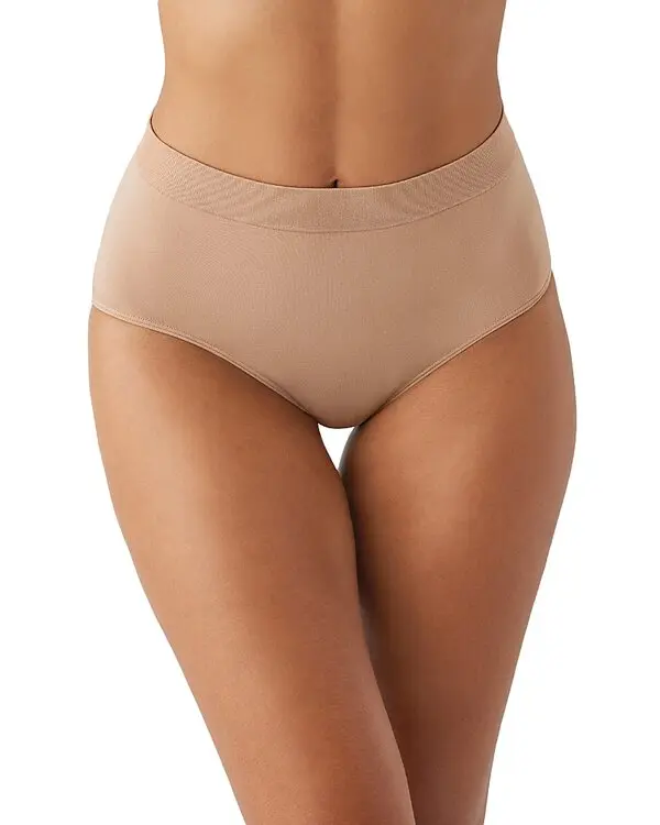 Wacoal B. Smooth Seamless Briefs - Praline