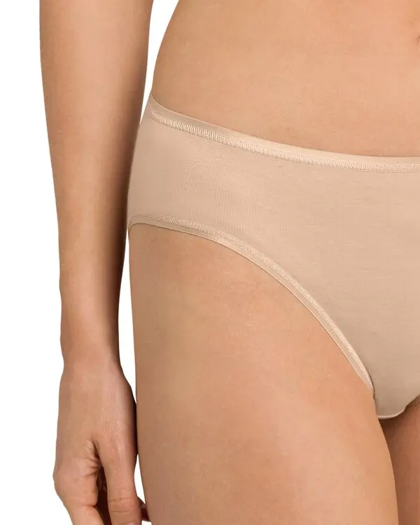 Hanro Cotton Seamless High-cut Full Briefs - Beige