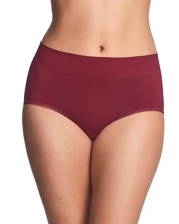 Wacoal Feeling Flexible Seamless Brief - Cabernet