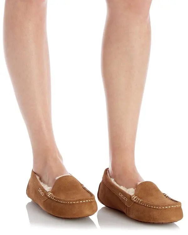 UGG Ansley Moc Toe Slippers - Chestnut