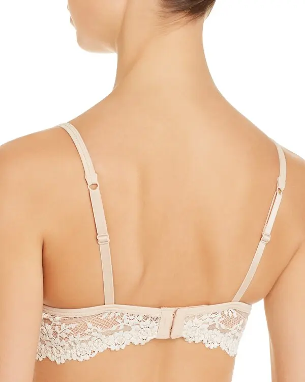 Wacoal Embrace Lace Petite Push-up Bra - Sand