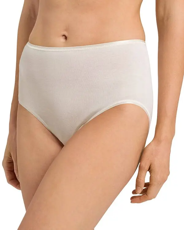 Hanro Cotton Seamless Full Briefs - Pale Cream