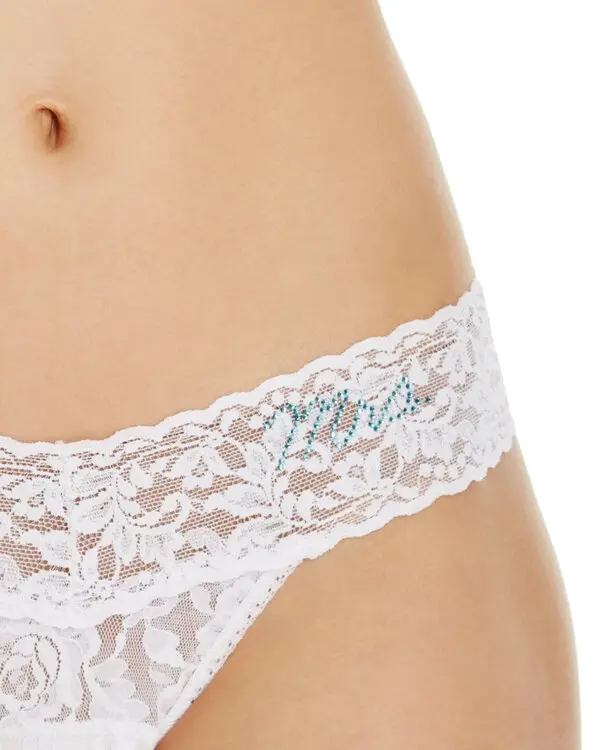 Hanky Panky Mrs. Signature Lace Low Rise Thong - White