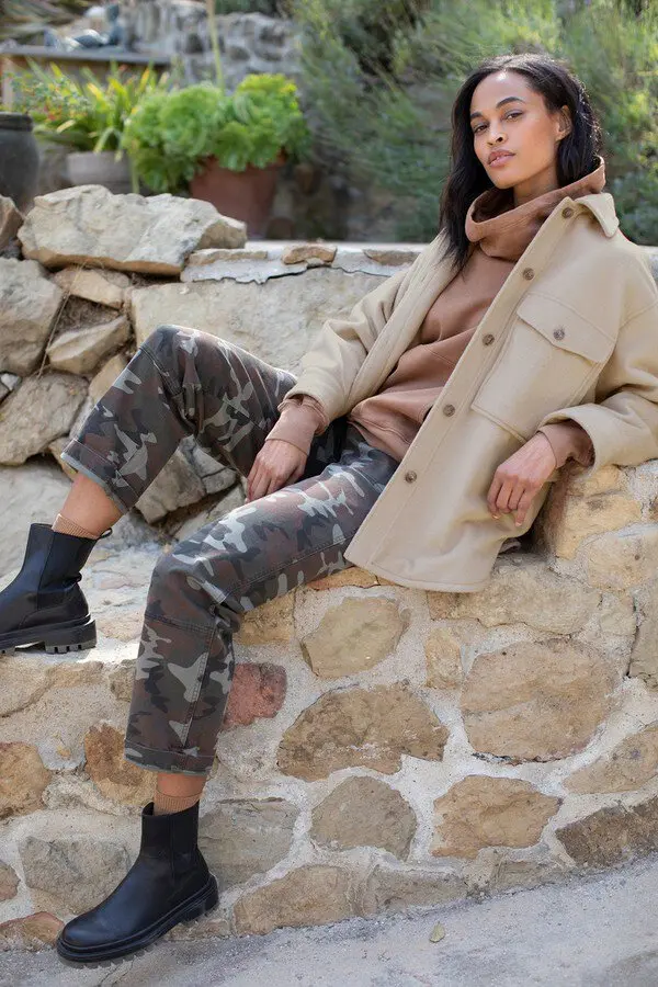 Velvet By Graham & Spencer Ottie Straight Leg Camo Pant