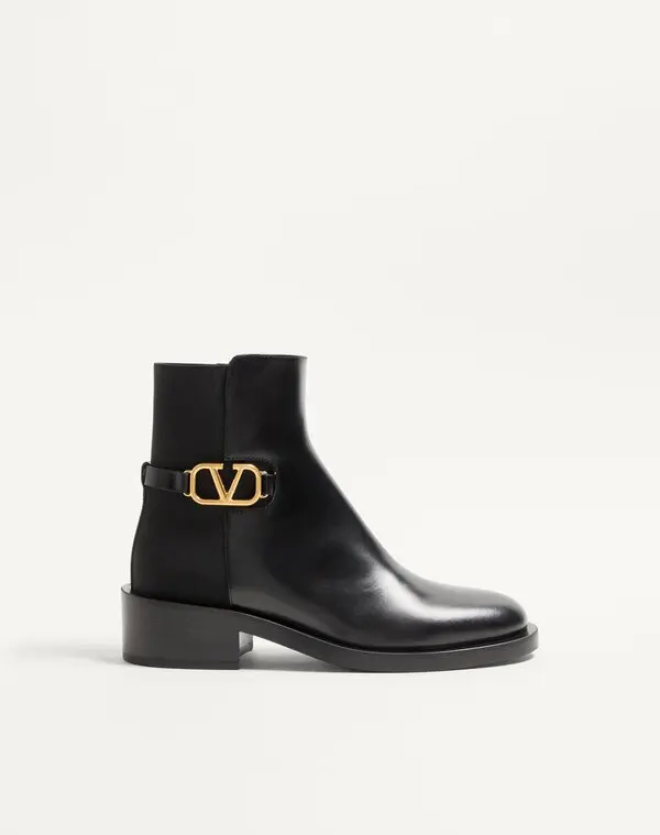Valentino Garavani Vlogo Signature Ankle Boots