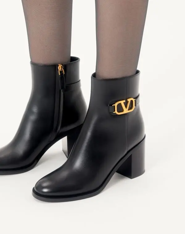 Valentino Garavani Vlogo Signature Ankle Boots - Black