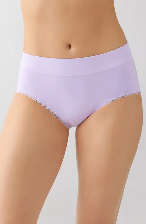 Wacoal Feeling Flexible Briefs - Pastel Lilac