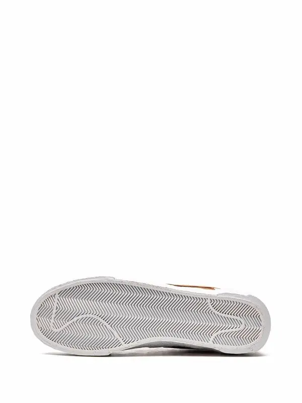 Nike X Sacai Blazer Low Sneakers - Brown