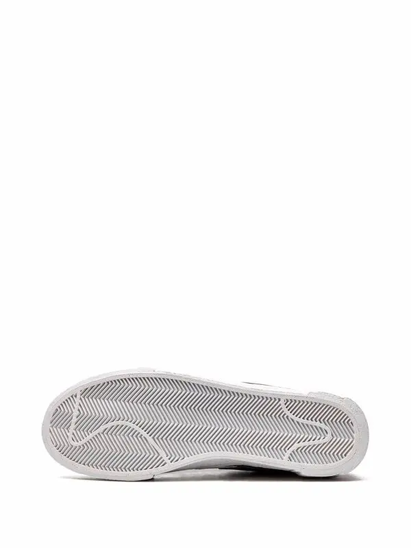 Nike X Sacai Blazer Low Sneakers - Grey