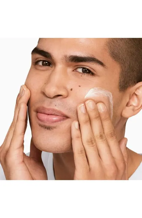CLINIQUE For Men™ Broad Spectrum Spf 21 Moisturizer