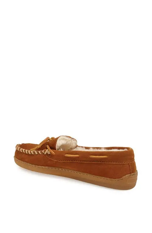 Minnetonka Suede Slipper