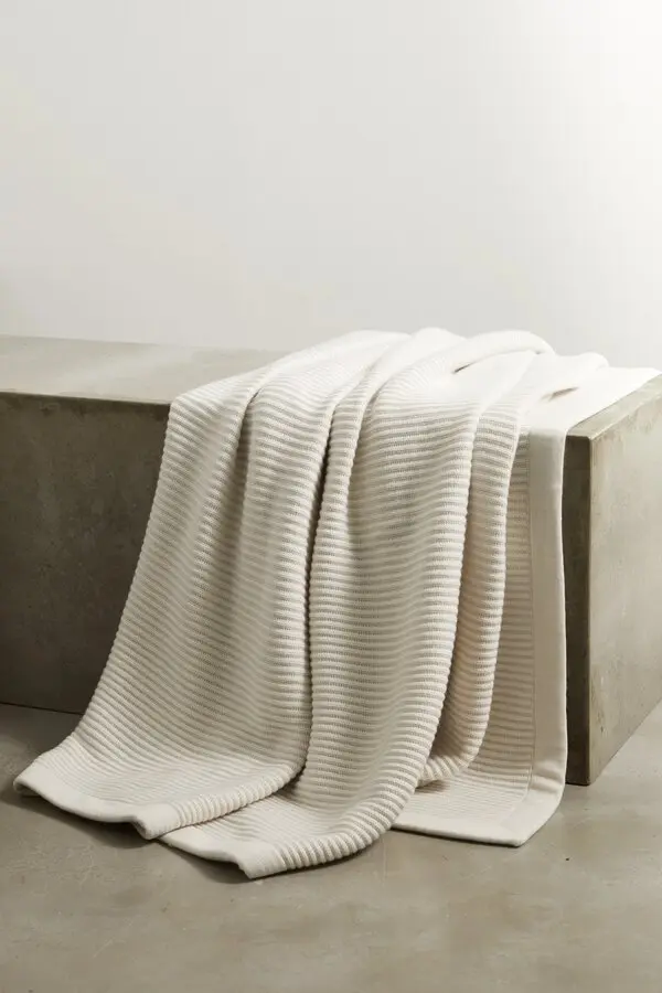 Brunello Cucinelli Ribbed Cashmere Blanket - Cream