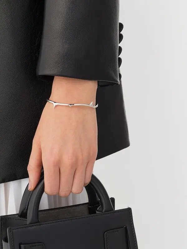 SHAUN LEANE Rose Thorn Bangle