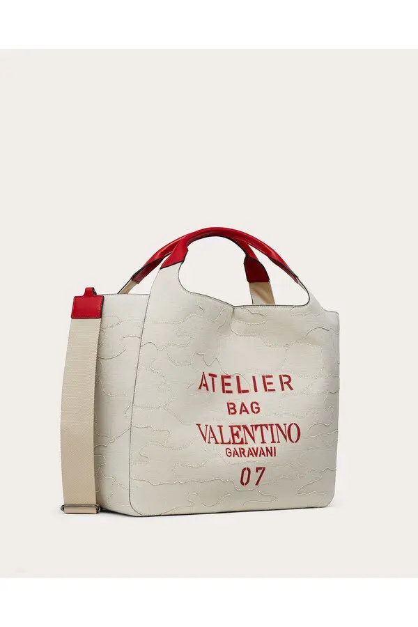 Valentino Garavani Large 07 Camouflage Edition Atelier Tote Bag In 