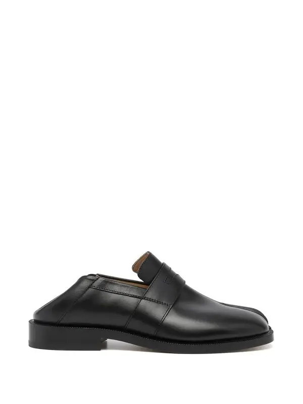 MAISON MARGIELA Tabi Leather Loafers - Black