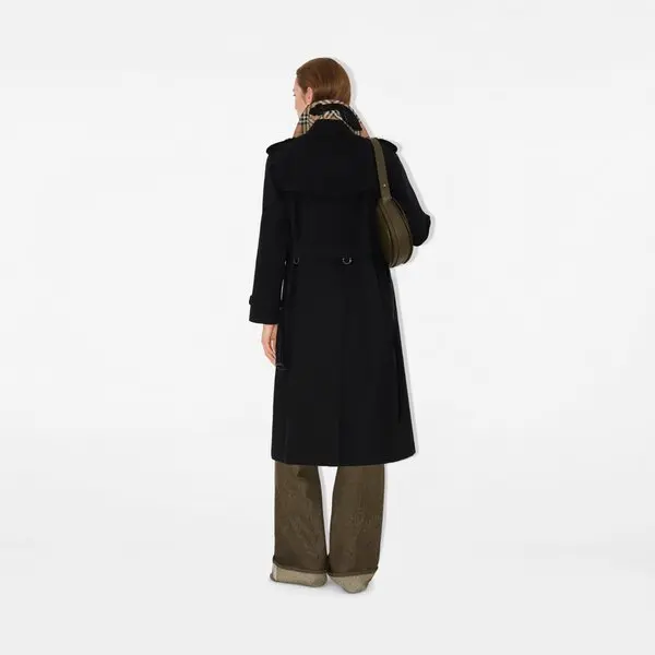 Burberry Long Waterloo Heritage Trench Coat - Black