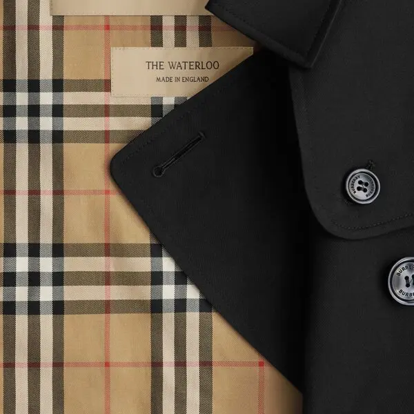 Burberry Long Waterloo Heritage Trench Coat - Black