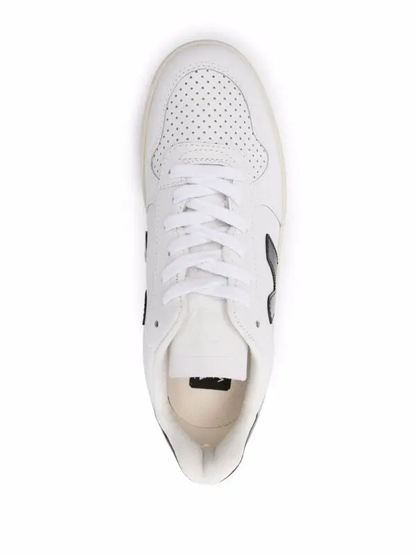 VEJA V-10 Cwl Low-top Sneakers - White