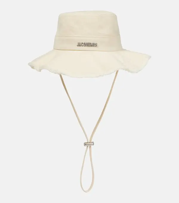 Jacquemus Le Bob Artichaut Bucket Hat - White