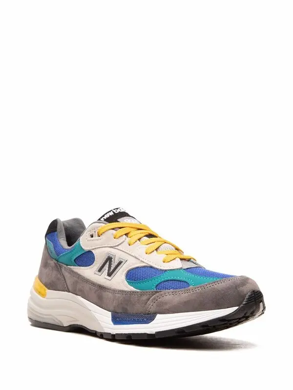 NEW BALANCE 992 Low-top Sneakers - Grey