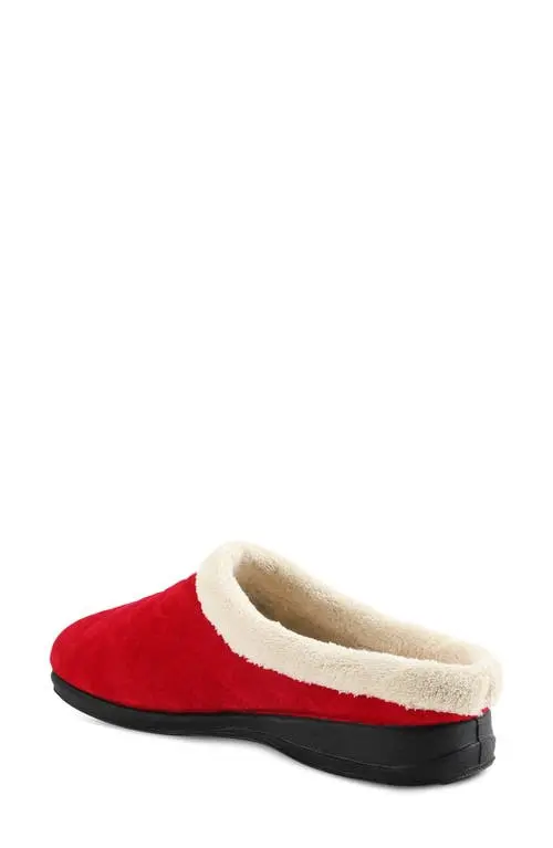 SPRING STEP SHOES Quilted Fleece Slippers - Red