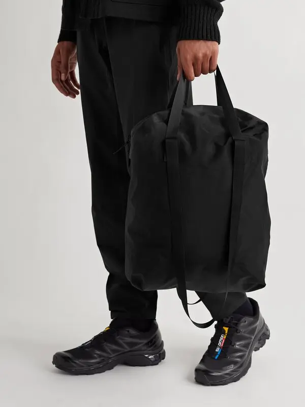 バッグ Veilance tote bag ARC'TERYX】ファッション性抜群のトートバッグ！アークテリクスヴェイ