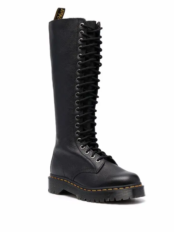 Dr. Martens 1b60 Leather Boots