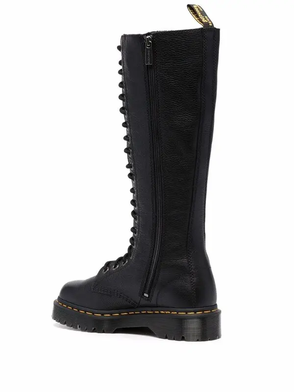 Dr. Martens 1b60 Leather Boots