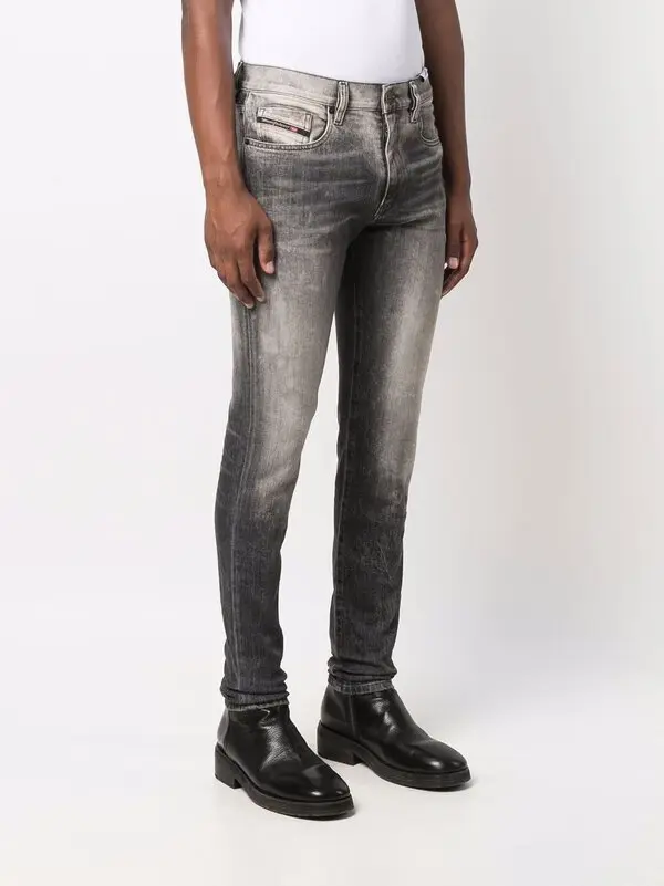 DIESEL® D-strukt Slim-fit Jeans