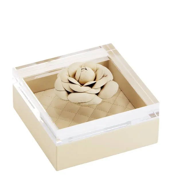 RIVIERE Quilted Floral Box - Ivory