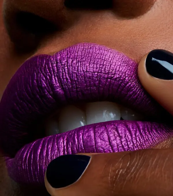 MAC COSMETICS Retro Matte Liq Lip Atomized 18 - Purple