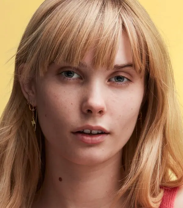 MAC COSMETICS Studio Radiance Face And Body Foundation - Neutral