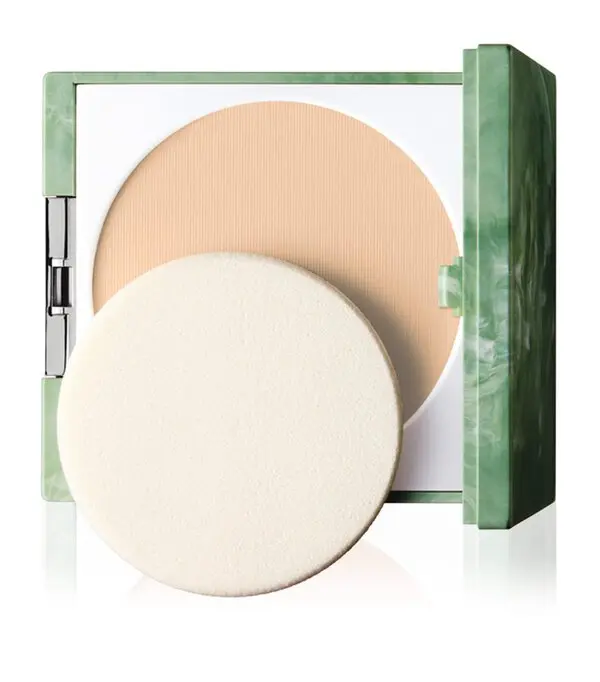 CLINIQUE Almost Powder Makeup Spf 15 - Neutral