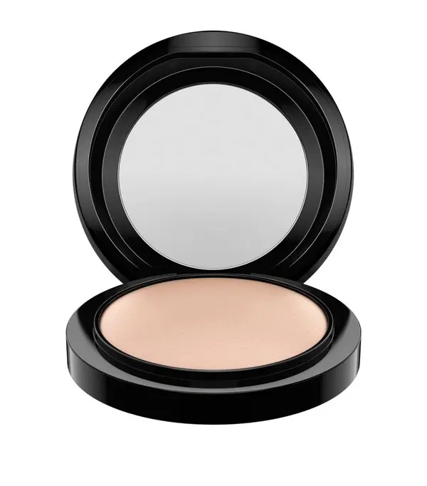 MAC COSMETICS Mineralize Skinfinish Natural - Nude