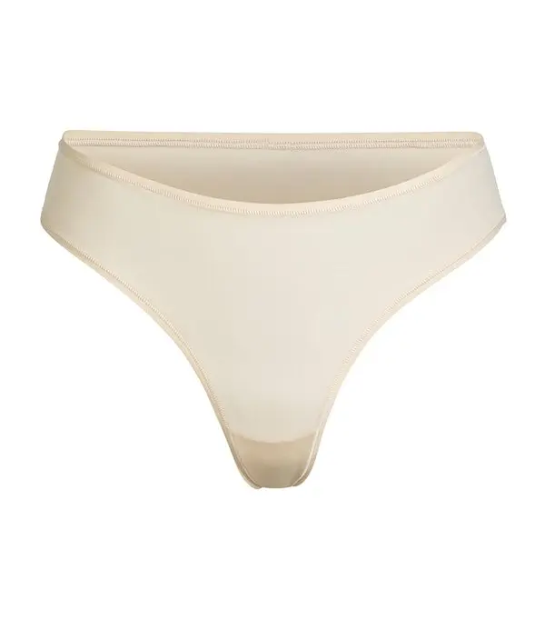 SKIMS Fits Everybody Cheeky Thong - Nude